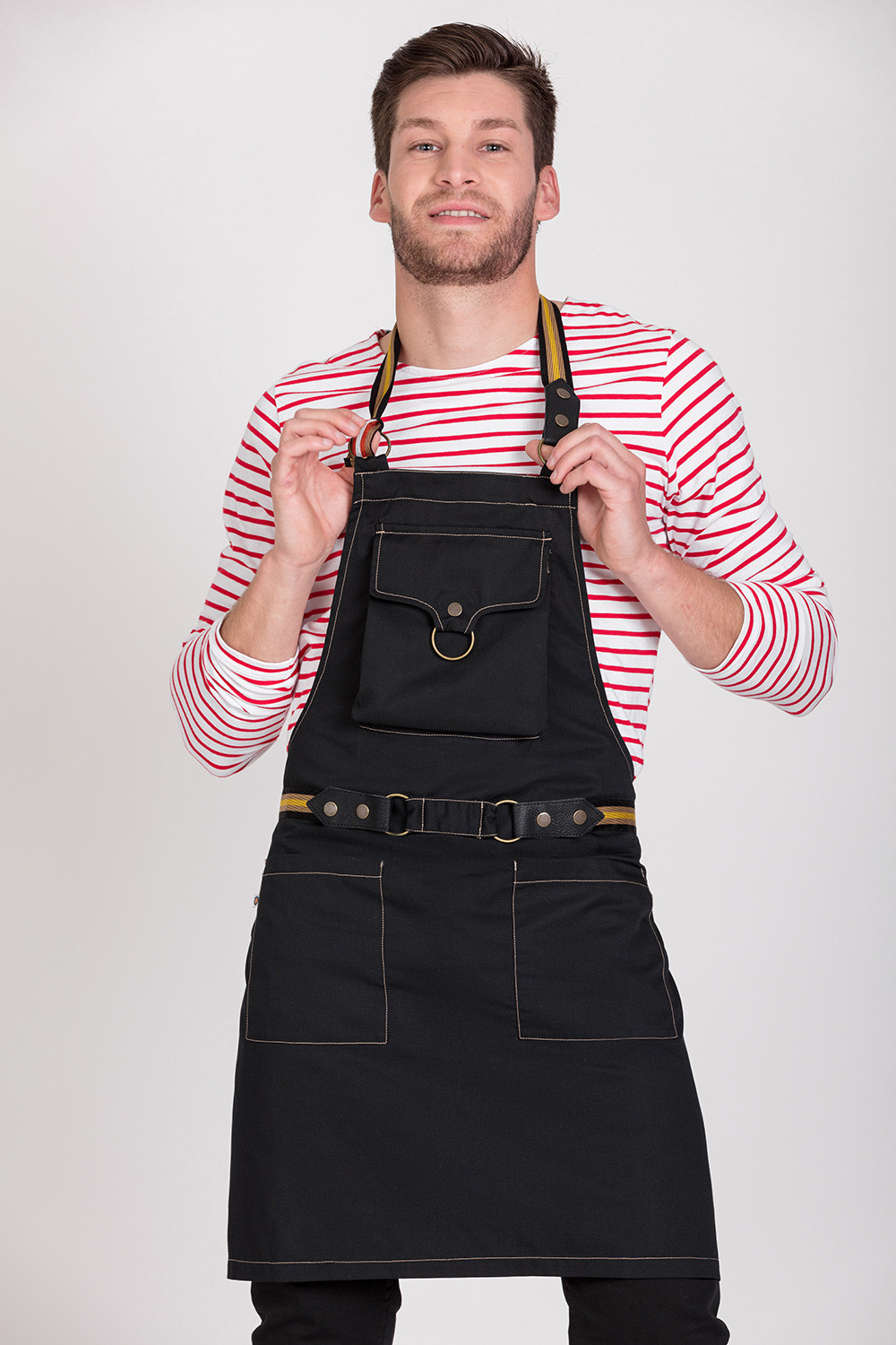 Mandiles de trabajo: funcionalidad y diseño para profesionales ...